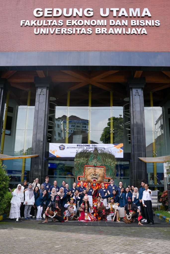 International Summer School FEB UB 2024 : Welcome Lincoln University ...