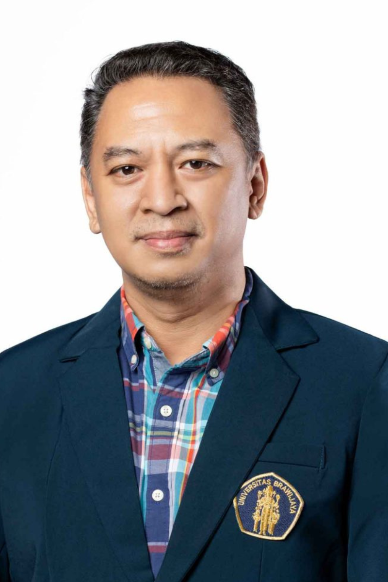 Prof. Dodi Wirawan Irawanto, SE., M.Com., Ph.D. - Fakultas Ekonomi dan ...