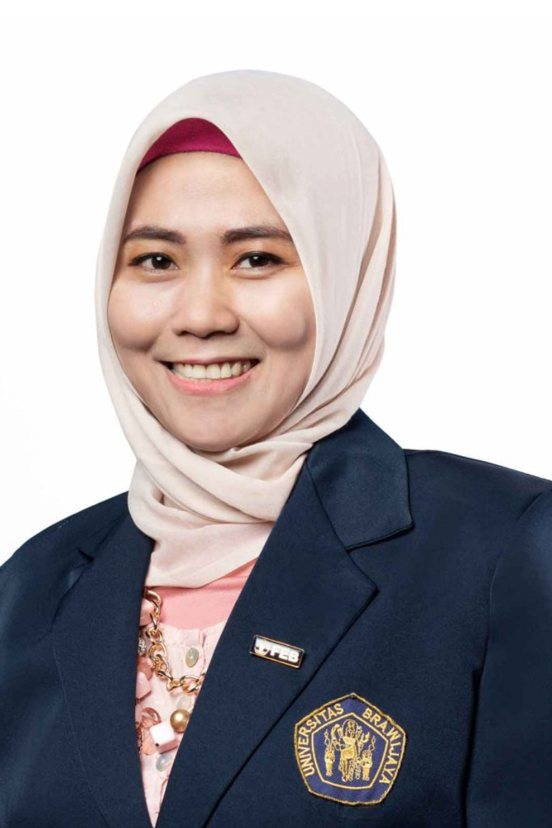 Risca Fitri Ayuni, SE., M.M. - Fakultas Ekonomi dan Bisnis Universitas ...