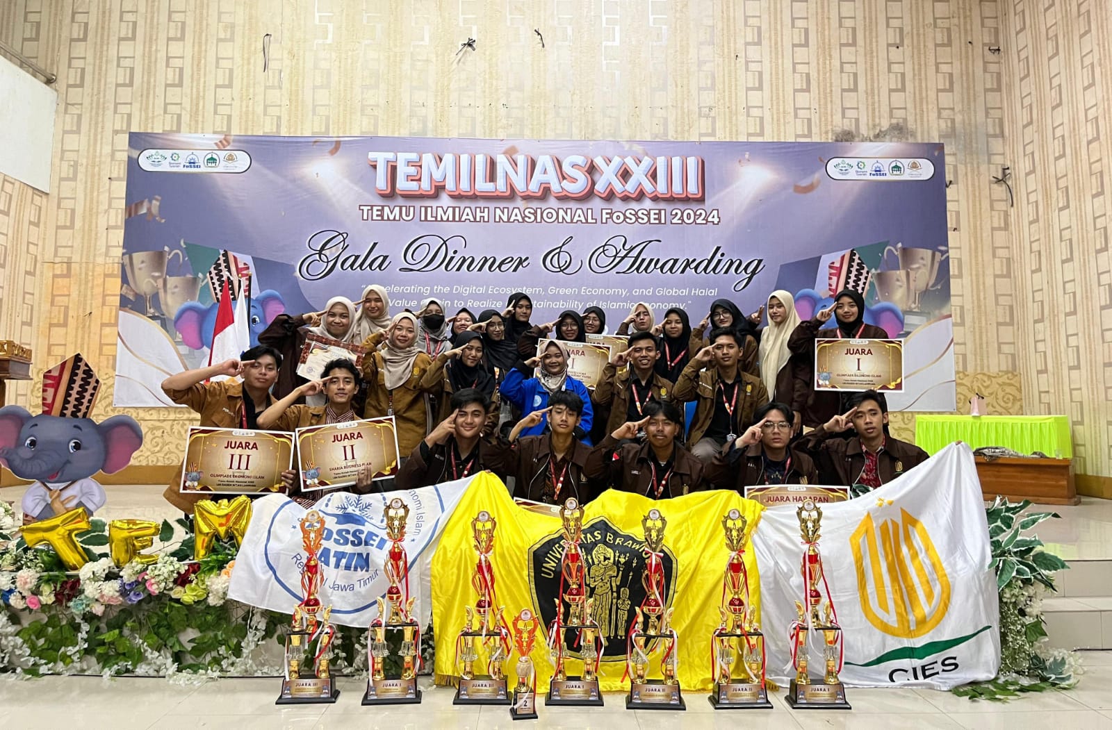 CIES FEB UB Raih Juara Umum di TEMILNAS XXIII FoSSEI 2024 - Fakultas ...