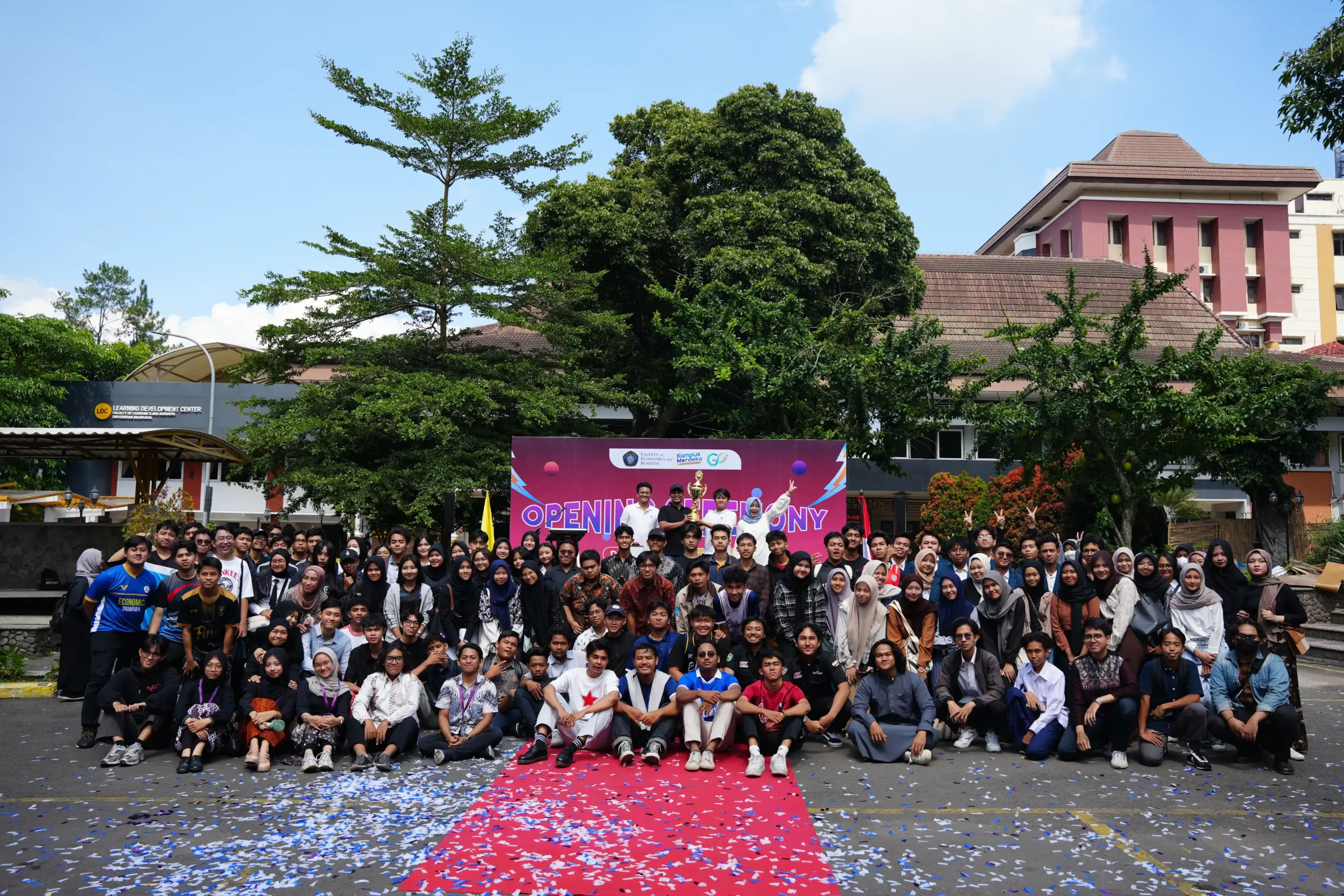 FEB UB Cetak Talenta Baru melalui Dekan Cup 2024 - Fakultas Ekonomi dan ...