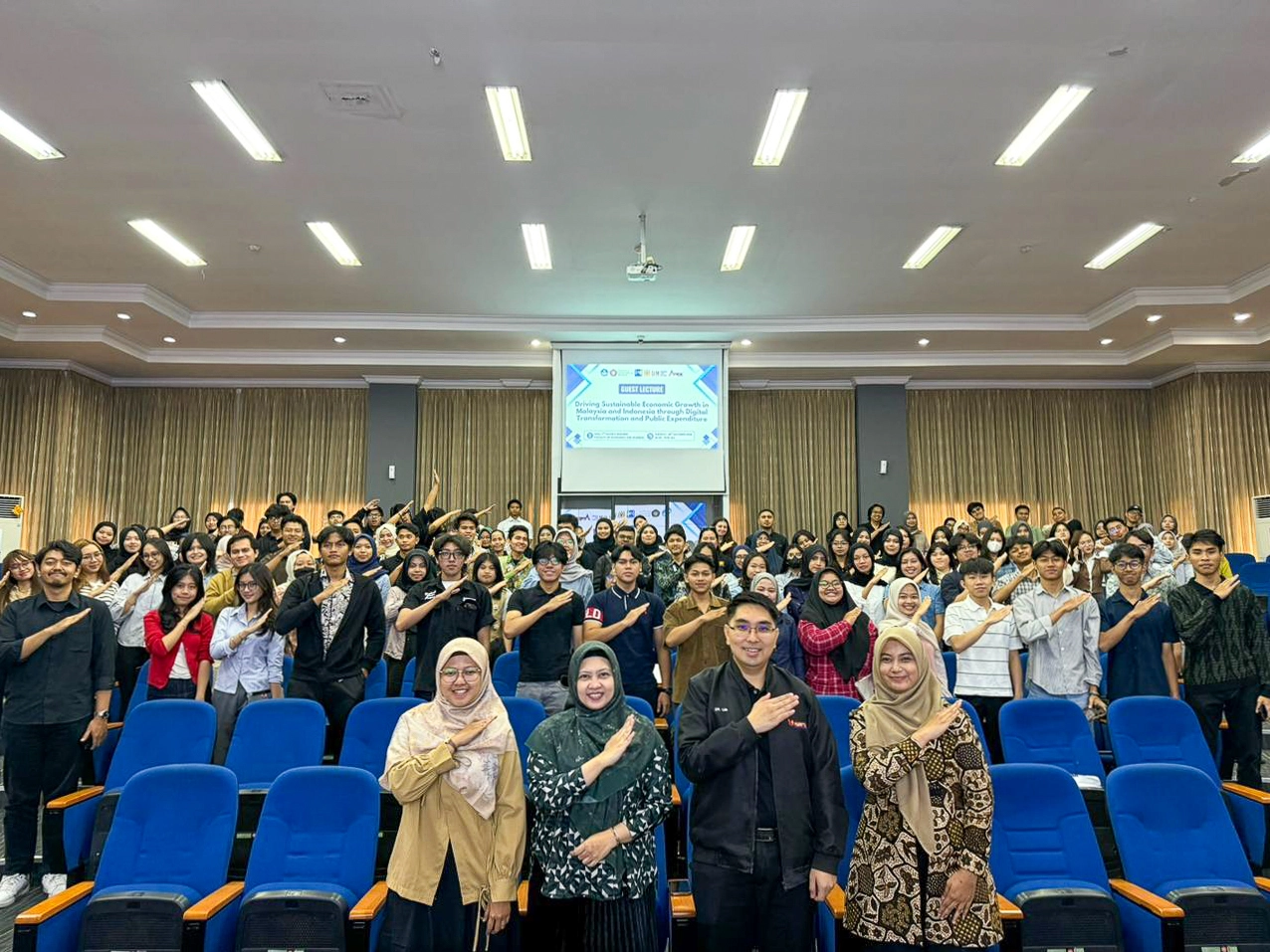 Program Studi Sarjana Manajemen Gelar Kuliah Tamu: “Driving Sustainable ...