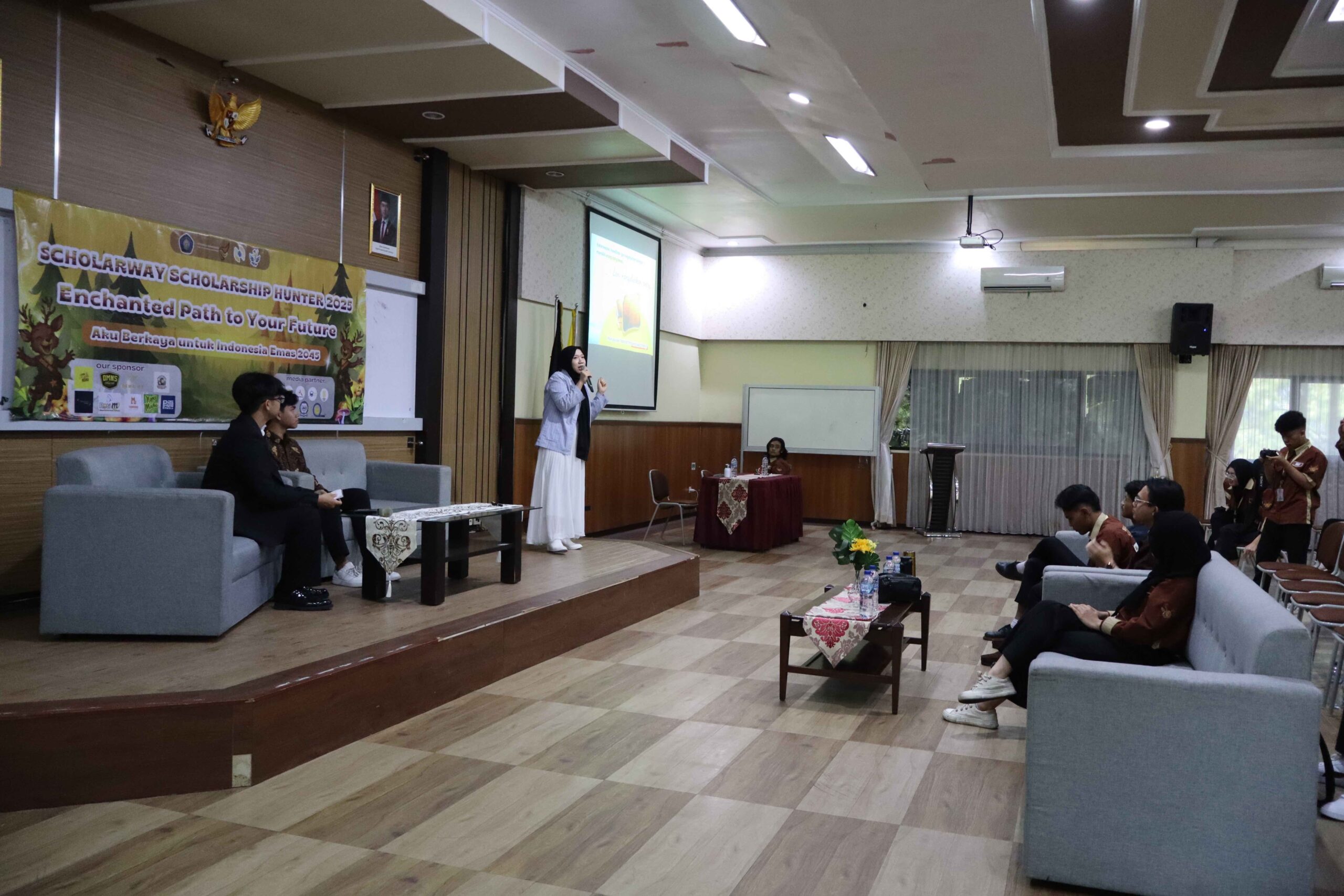 BEM FEB UB Luncurkan Scholarship Hunter 2025: Wujud Nyata Dukungan ...