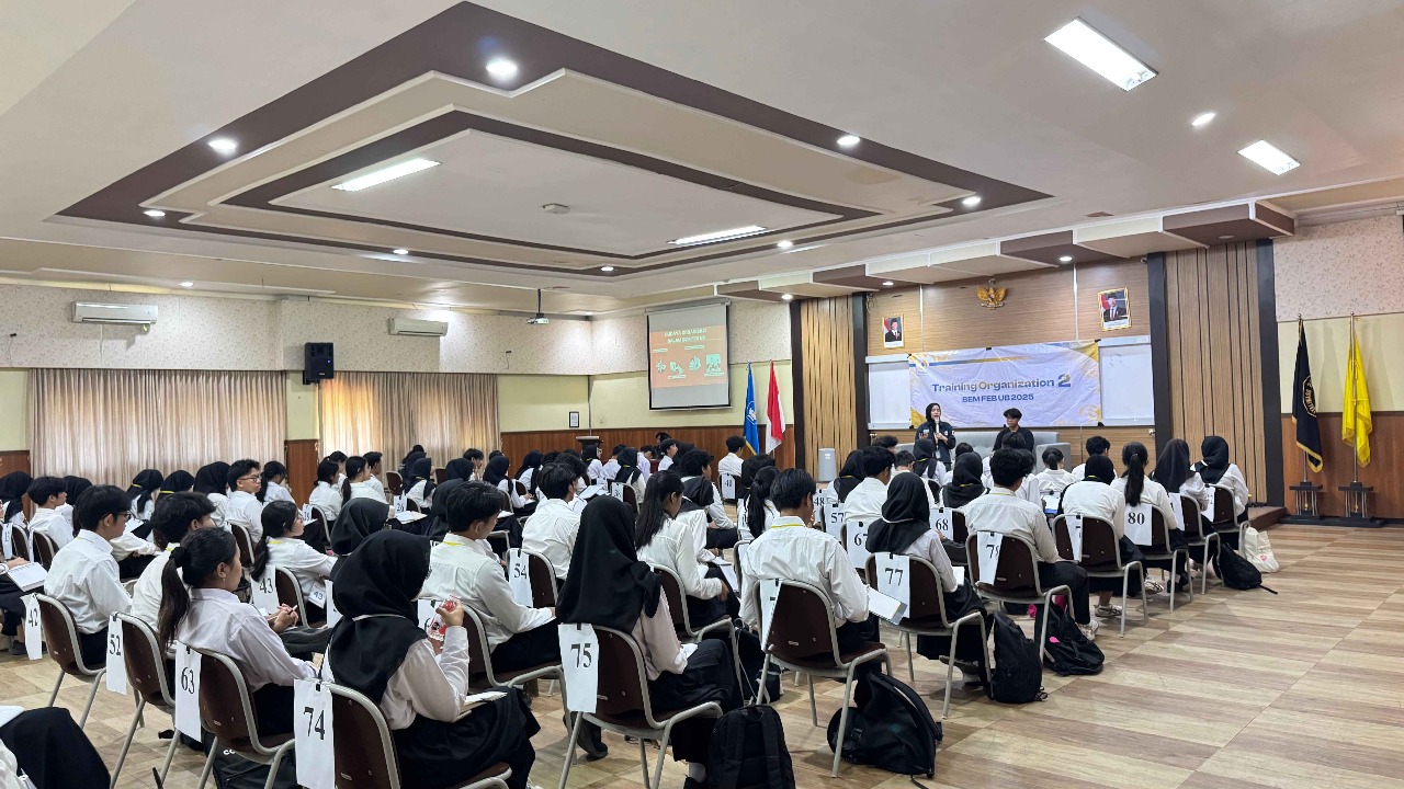 BEM FEB UB Gelar Training Organization 2: Menumbuhkan Integritas dan ...